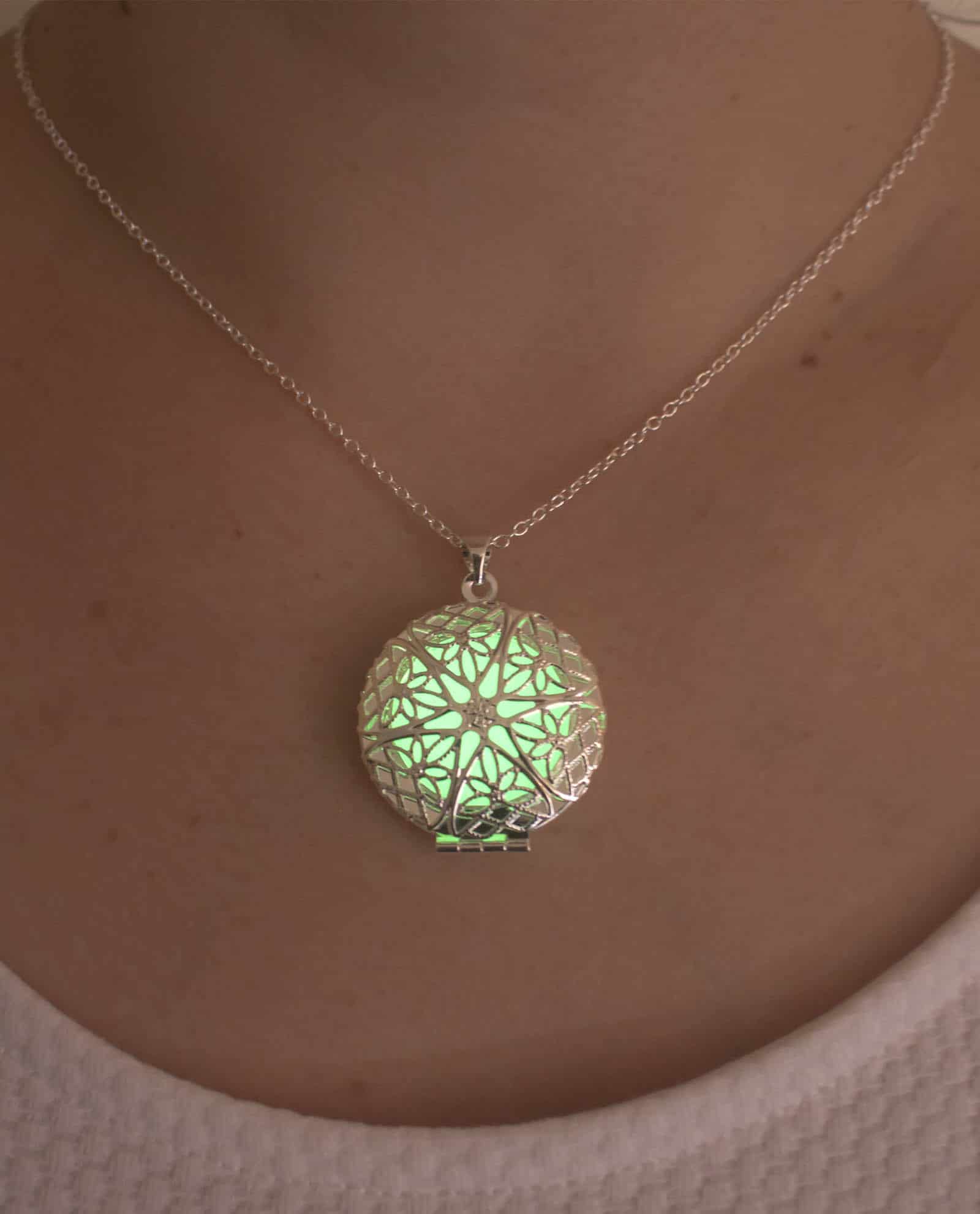 Star Polar Collar Verde Cromoterapia - Chic Guay